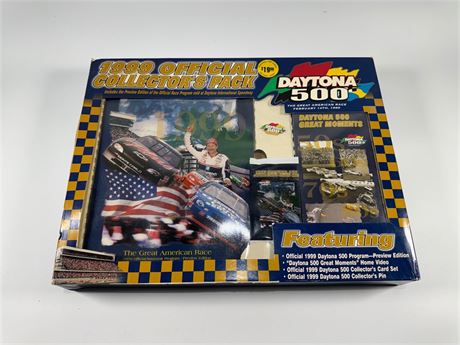 MotorSportsAuctions.com - 1999 Daytona 500 Collector Set
